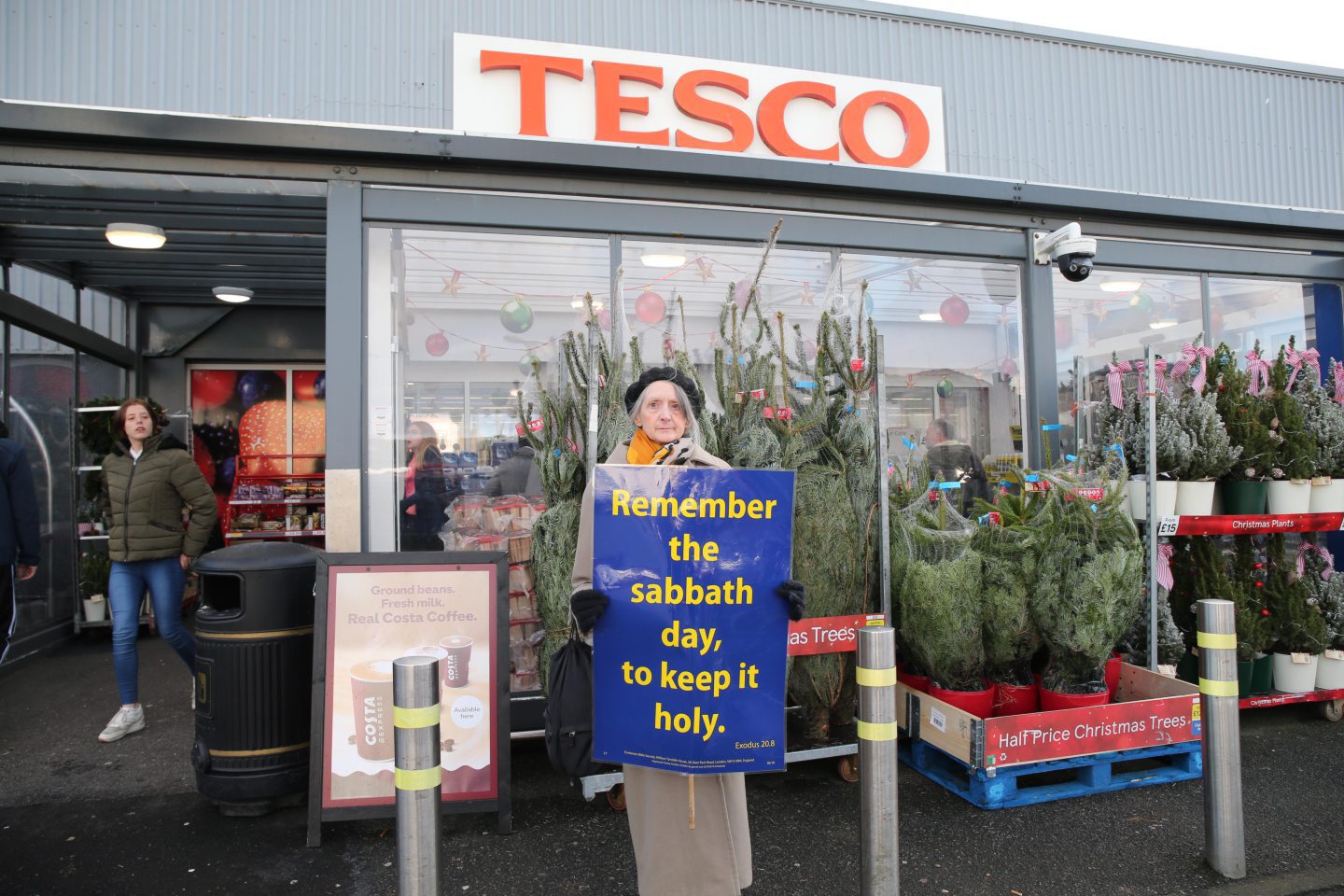 Stornoway Tesco opens on Sunday for first time amid protests