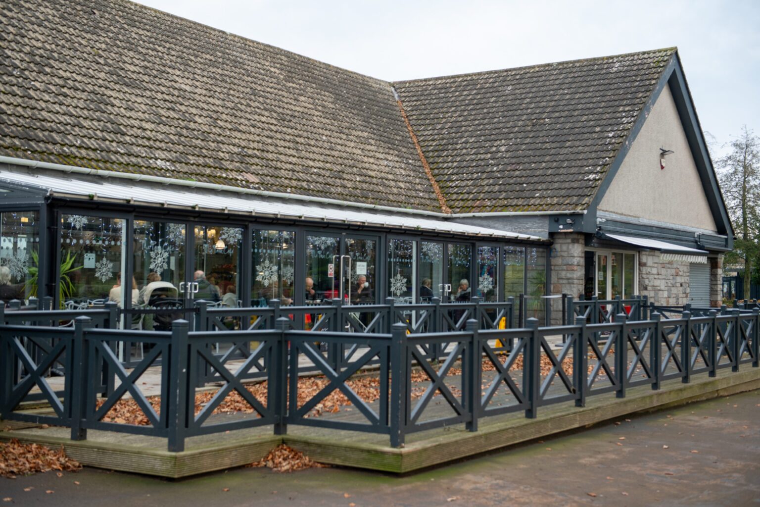 Aberdeen Duthie Park cafe makes 'lonely' customers feel welcome