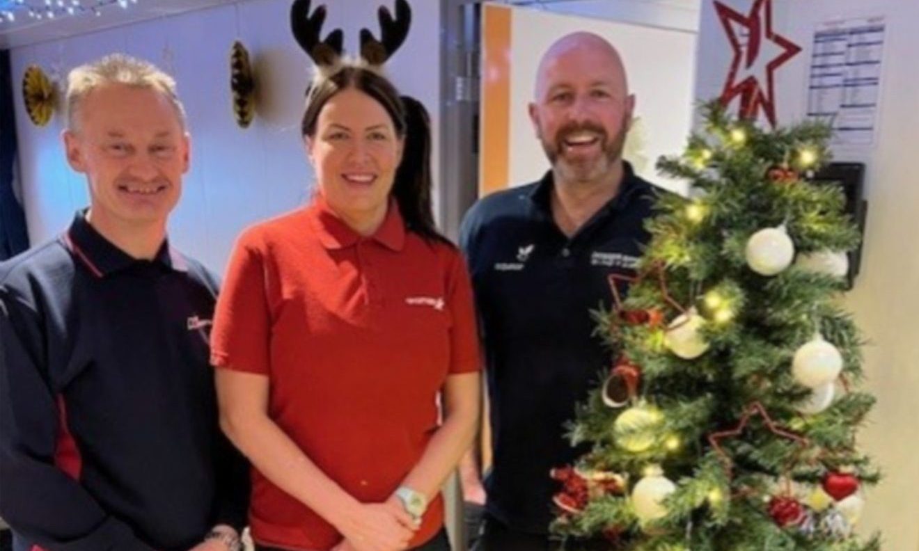 How do North Sea workers celebrate Christmas Day?