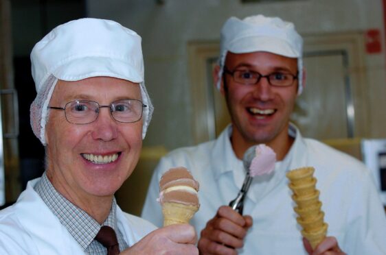 'Inspirational' Highland baker Harry Gow dies aged 89