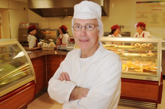 'Inspirational' Highland baker Harry Gow dies aged 89
