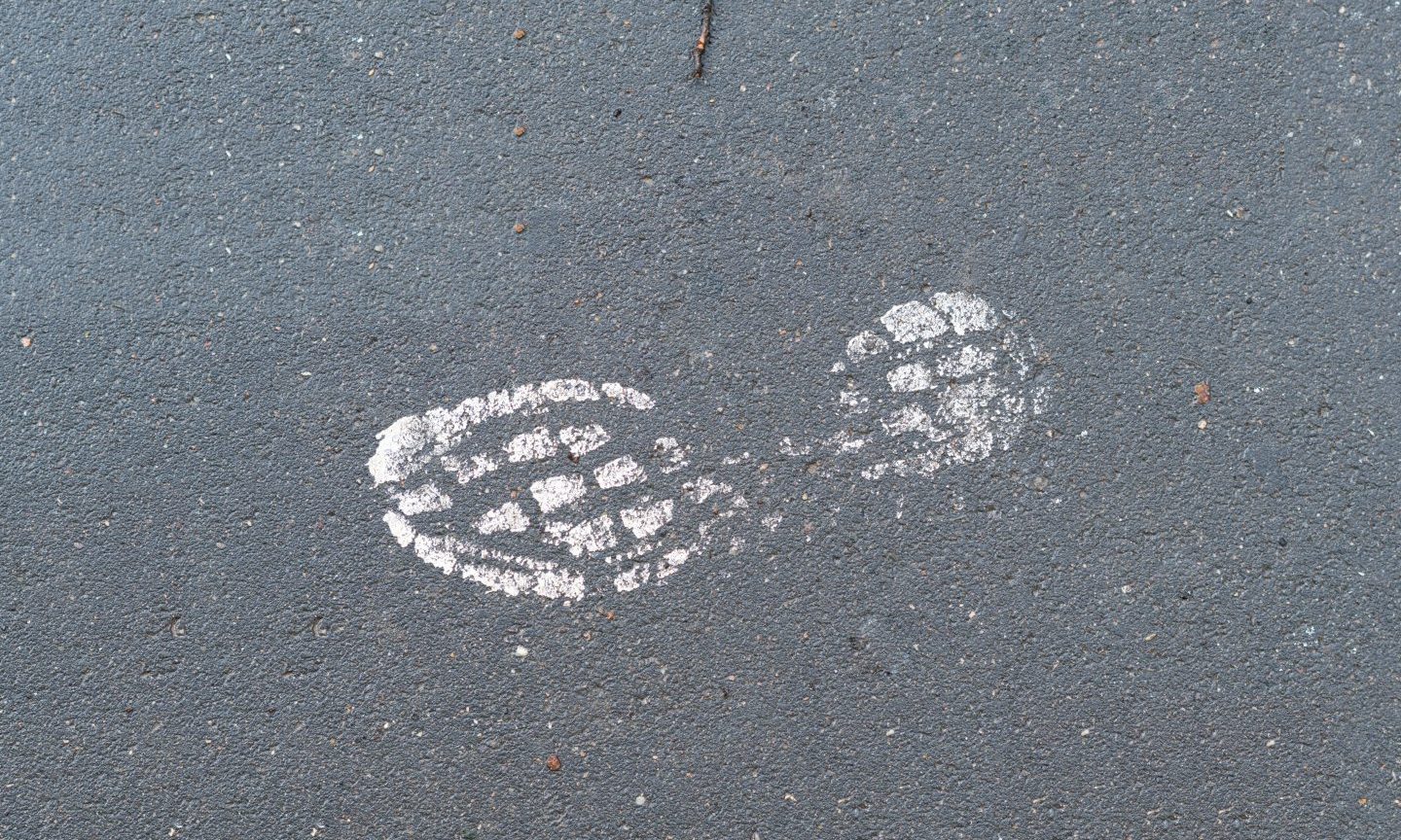 White footprints led police to Banff firestarter