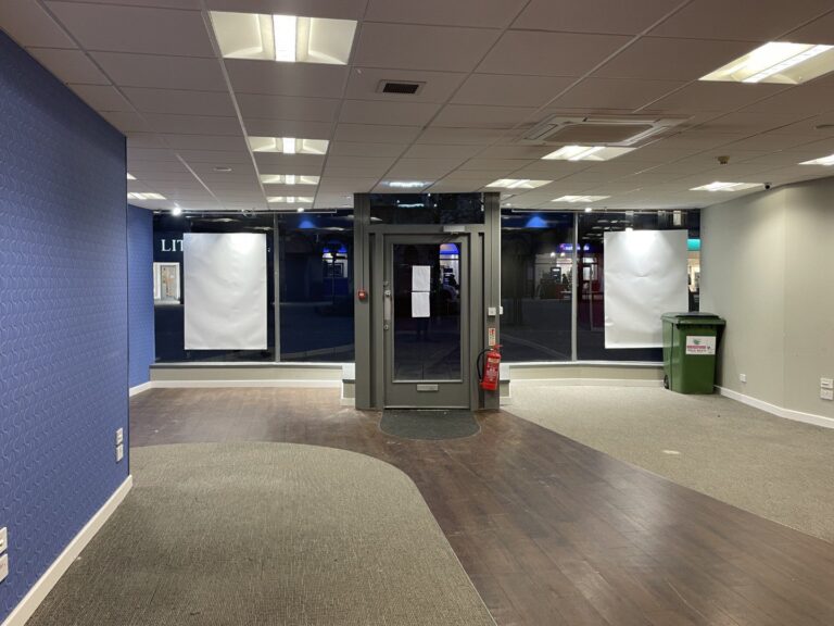 Retailer eyeing move into former Tui store in Elgin