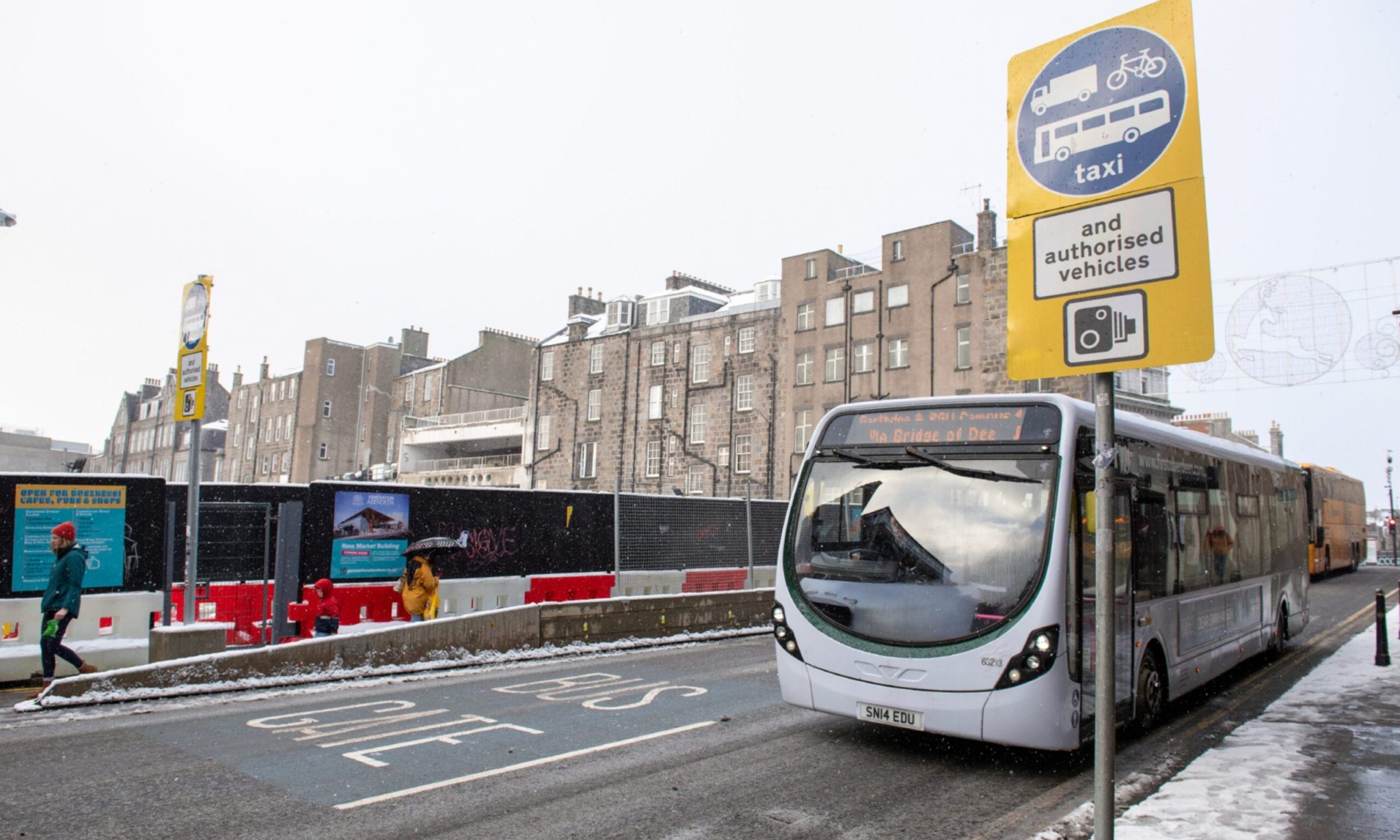 Aberdeen bus gates invalid claim - 'ALL fines should be refunded'
