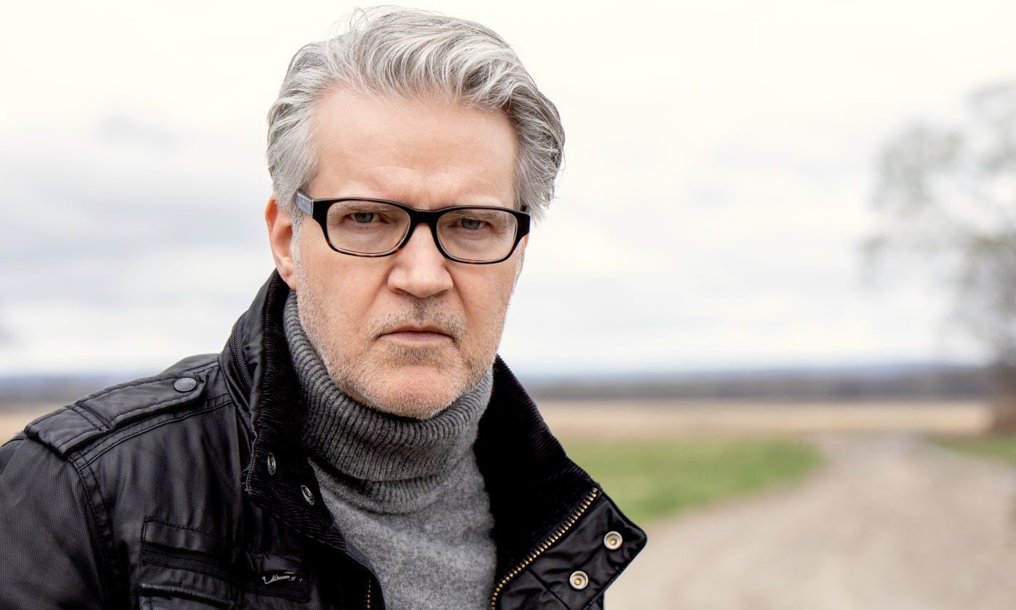 Indie legend Lloyd Cole explains move to minimalist expression
