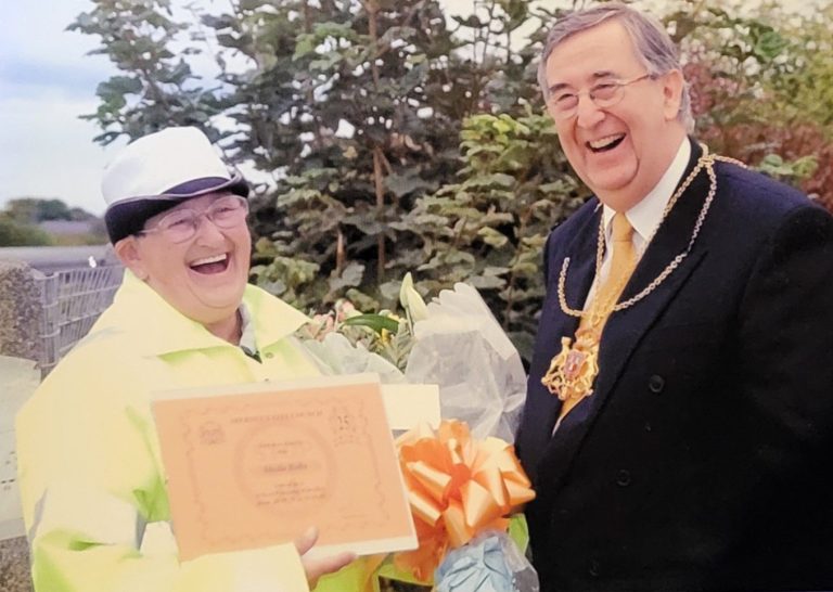 Sheila Rollo: Beloved Northfield lollipop lady dies aged 86