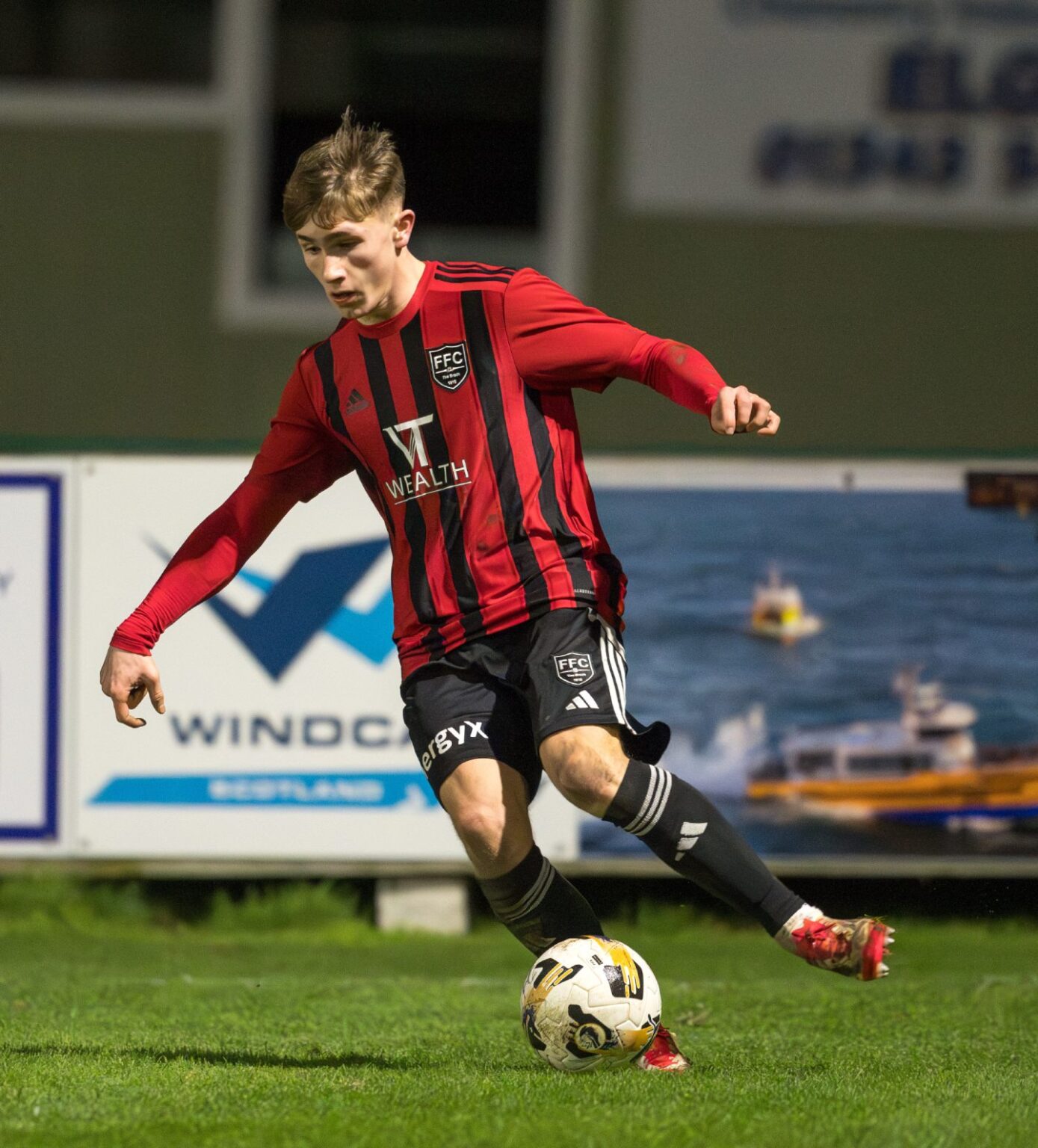 Highland League: Dee, Brora, Fraserburgh, Forres and Clach win