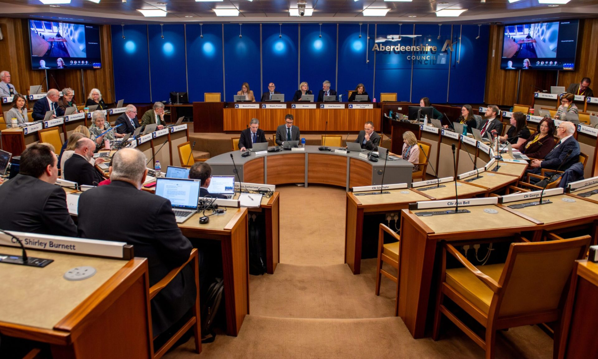 Plans for Aberdeenshire Council to sell Woodhill House shelved