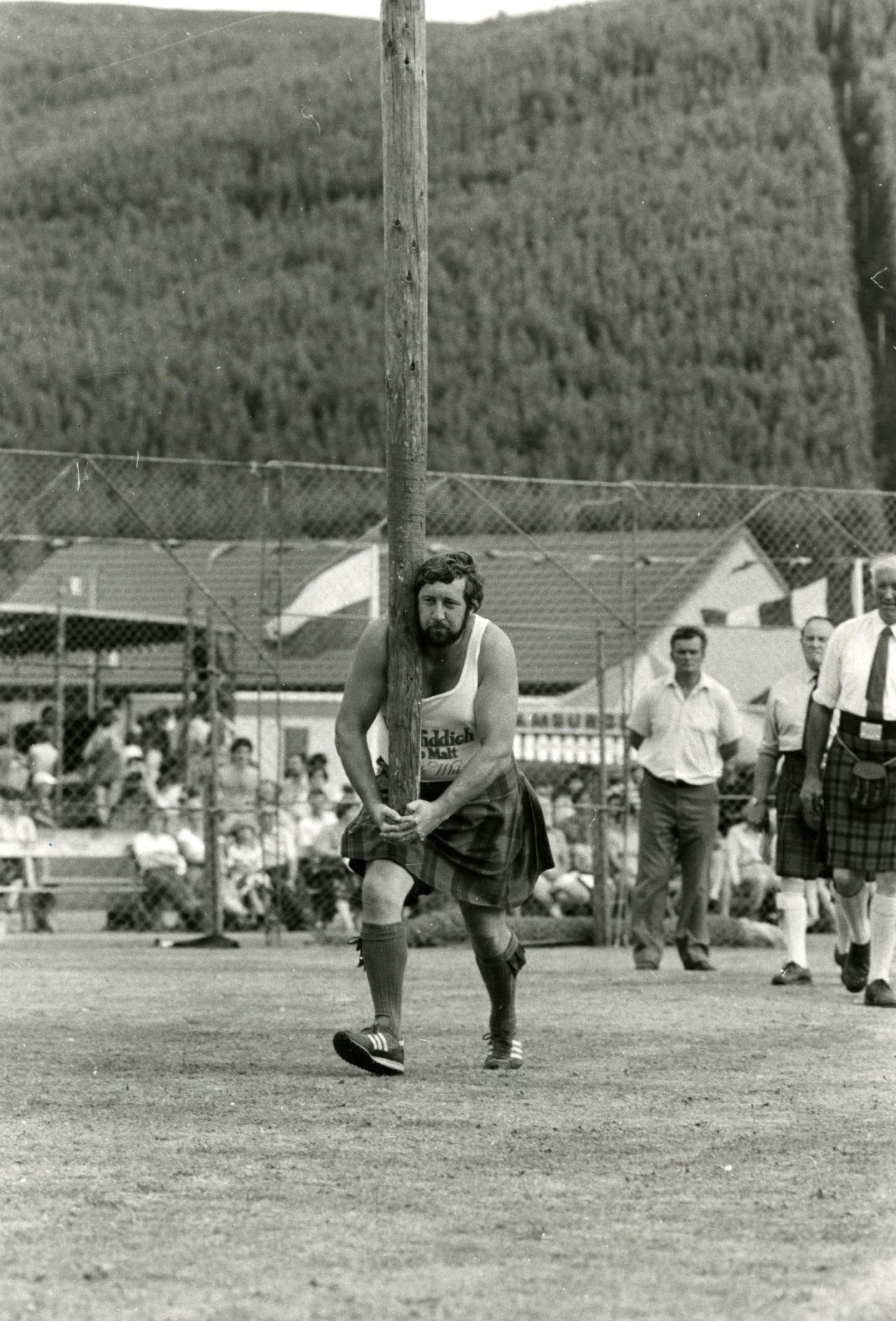 Alan Sim: Highland Games stalwart dies aged 79