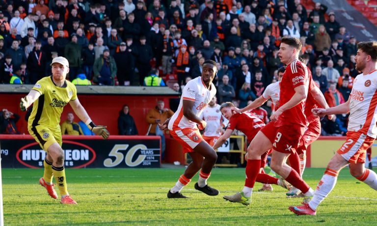 Richard Gordon: Aberdeen must fix bottom-six defence numbers