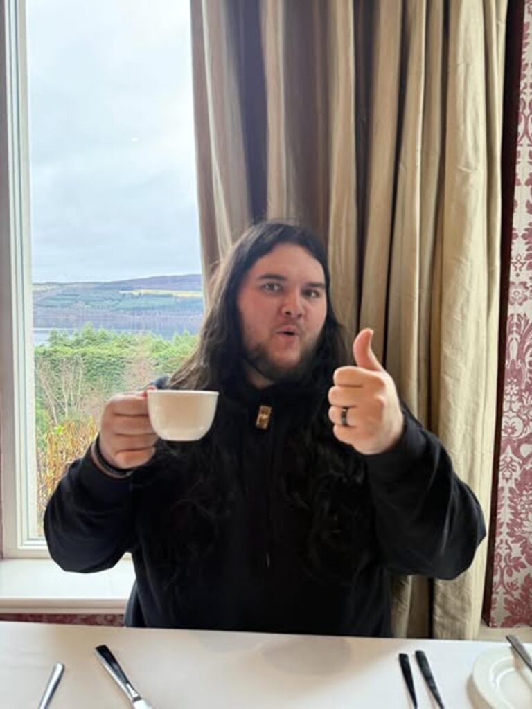 Kalani Ghost Hunter slates Inverness Aye Eat restaurant