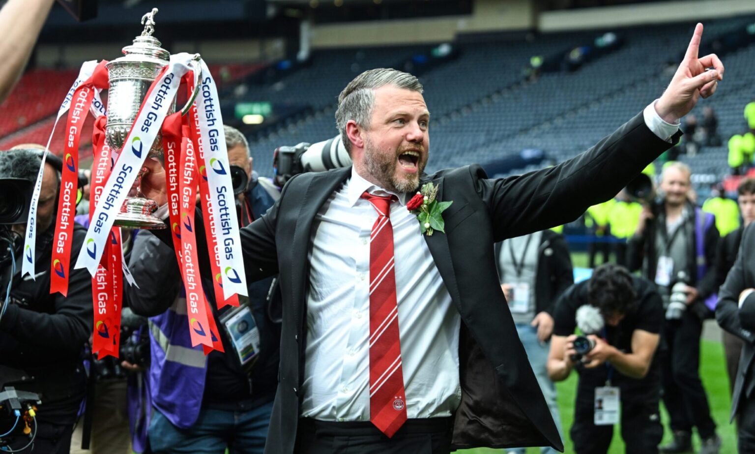 Joe Harper: Aberdeen FC must search Scottish transfer market