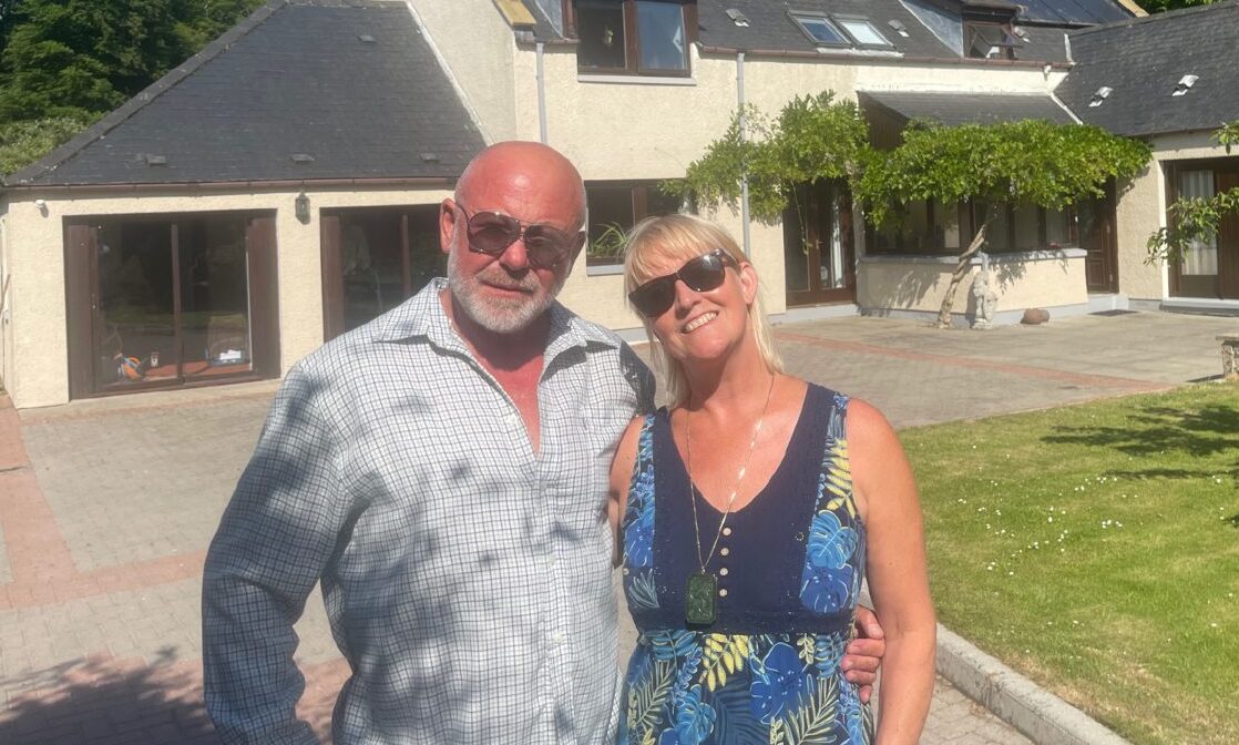 Tributes paid to Elgin bodyguard Lee Sansum