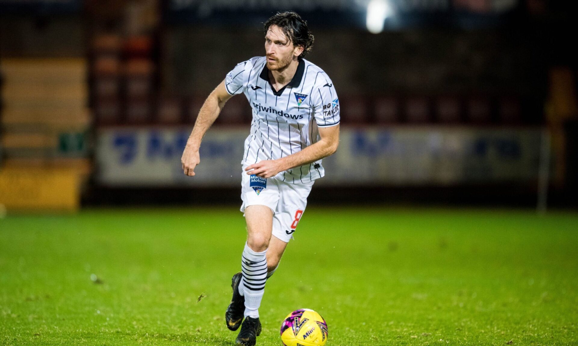 Caley Thistle target ex-midfielder and former Ross County keeper