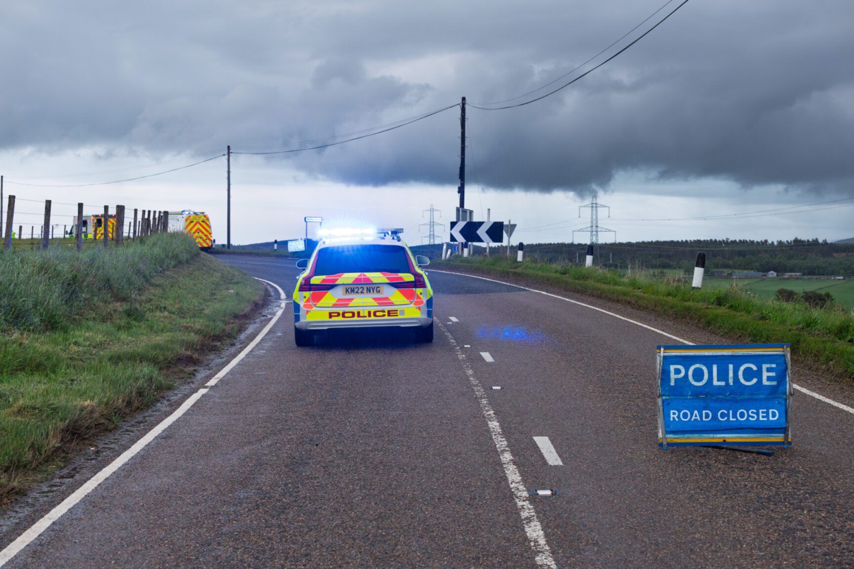 A95 at Keith closed following crash