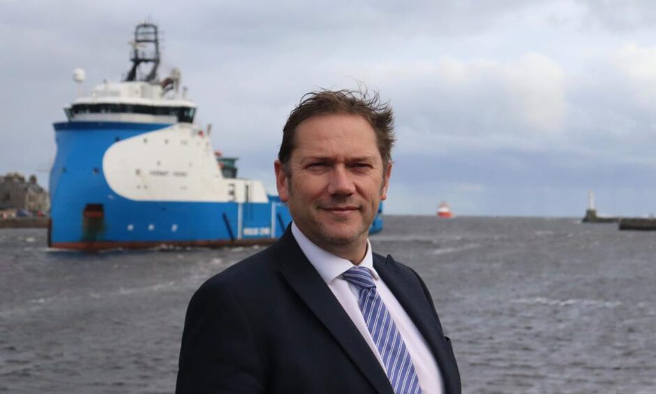 Fewer than 500 oil and gas workers join skills passport scheme