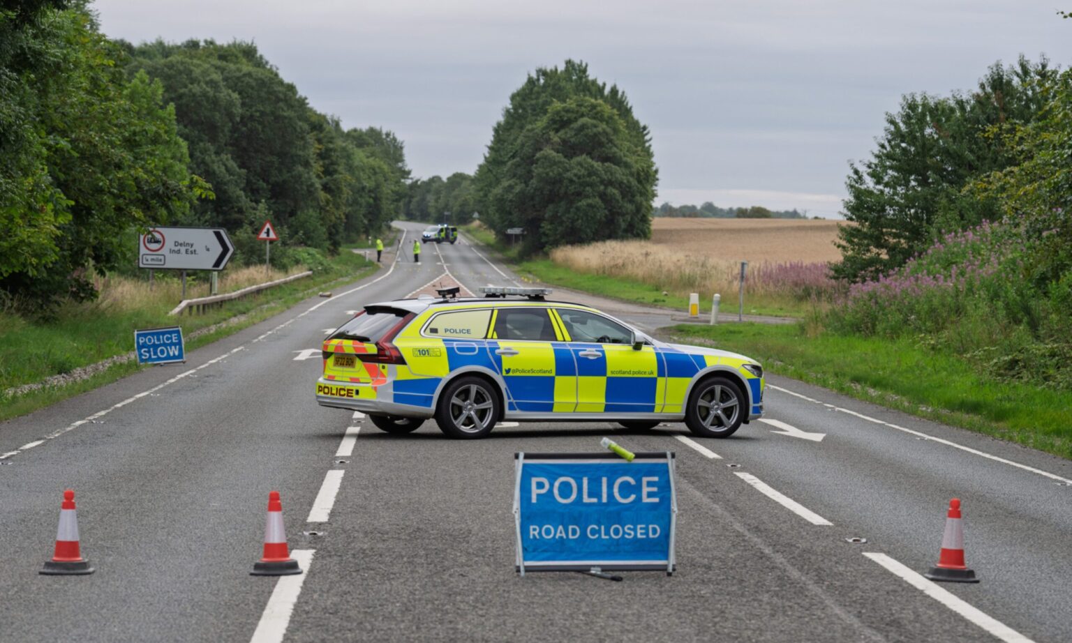 Emergency services called to early morning A9 crash