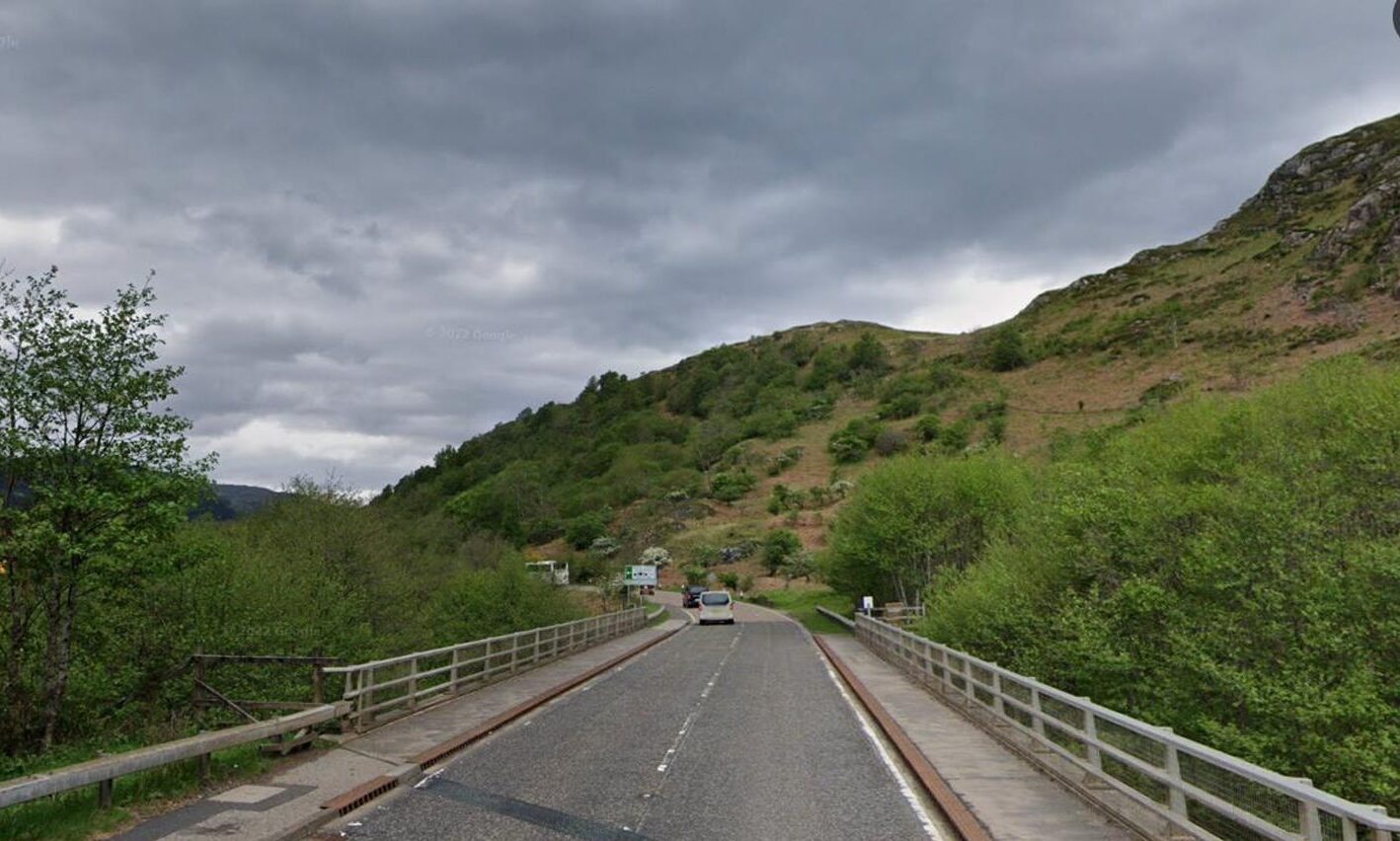 Lengthy tailbacks following A87 Shiel Bridge crash