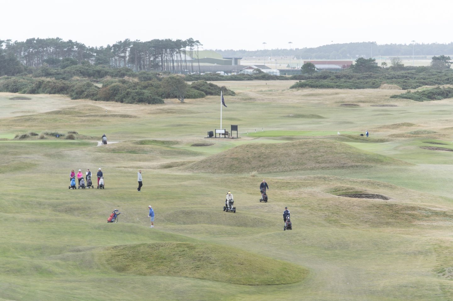 Moray Golf Club fights erosion to keep Lossiemouth beach open