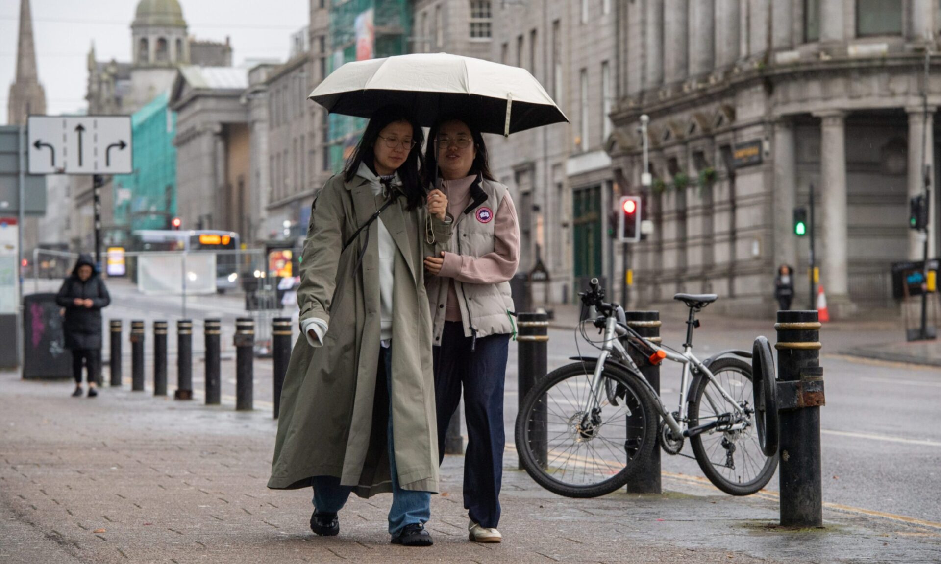 Aberdeen rain warning predicts flooding and travel disruption