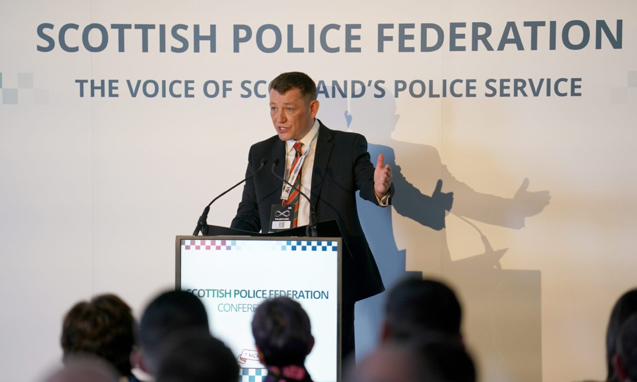 Police drive Elgin man 'with slashed arm' to hospital due to no ambulances