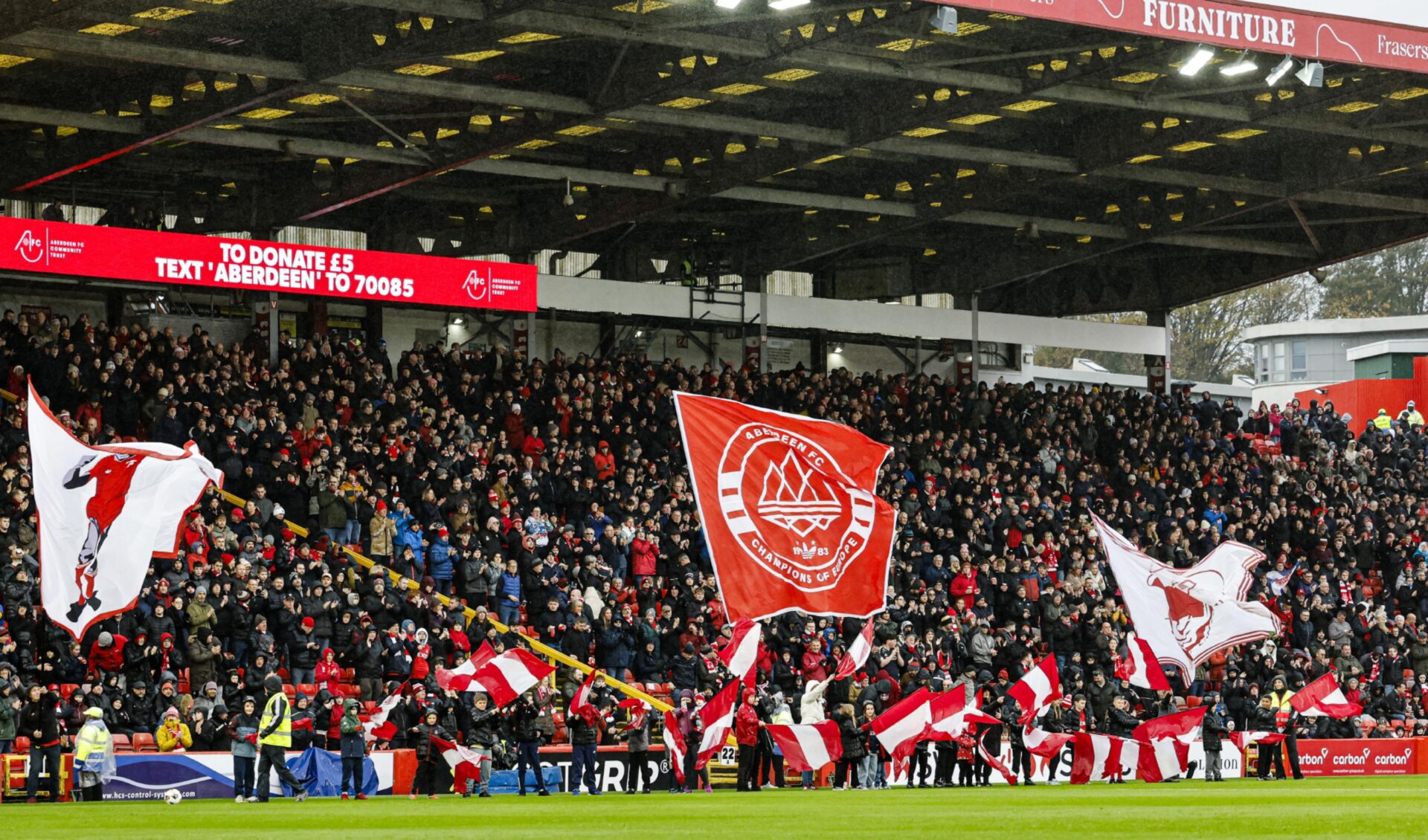 Numbers show how Aberdeen FC fans have stuck by their club