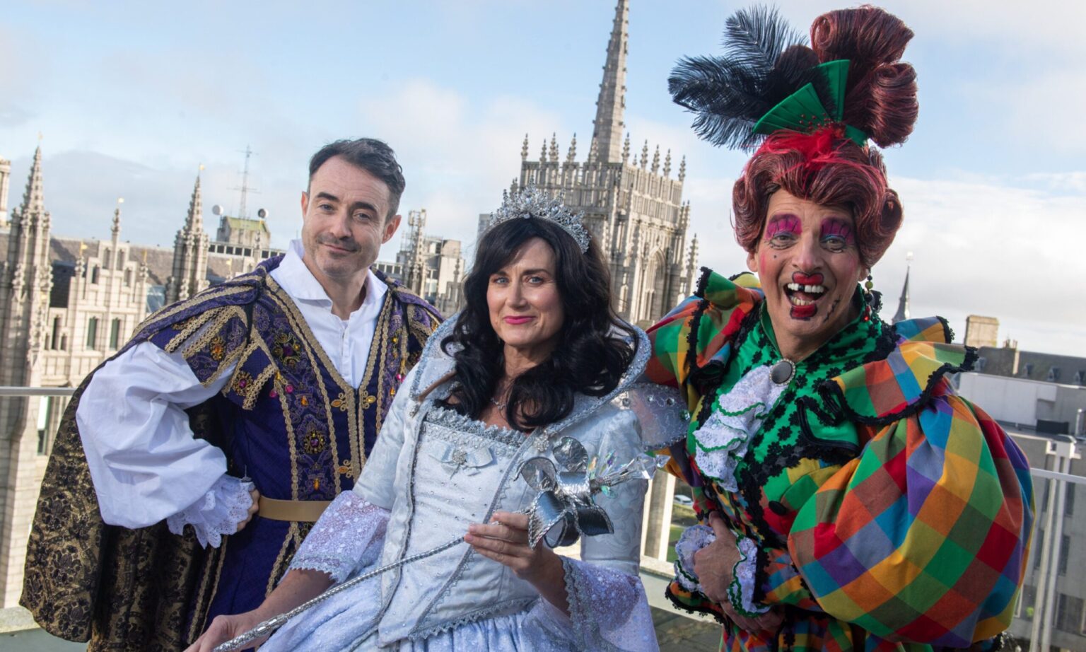 Aberdeen 'shall go to the ball' with Cinderella panto cast at HMT