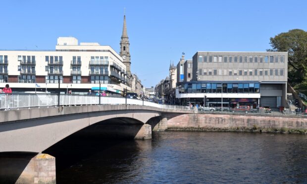 Ness Bridge: Inverness bridge to receive ten-week makeover