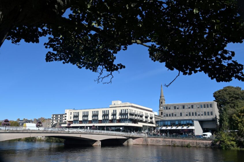 Ness Bridge: Inverness bridge to receive ten-week makeover