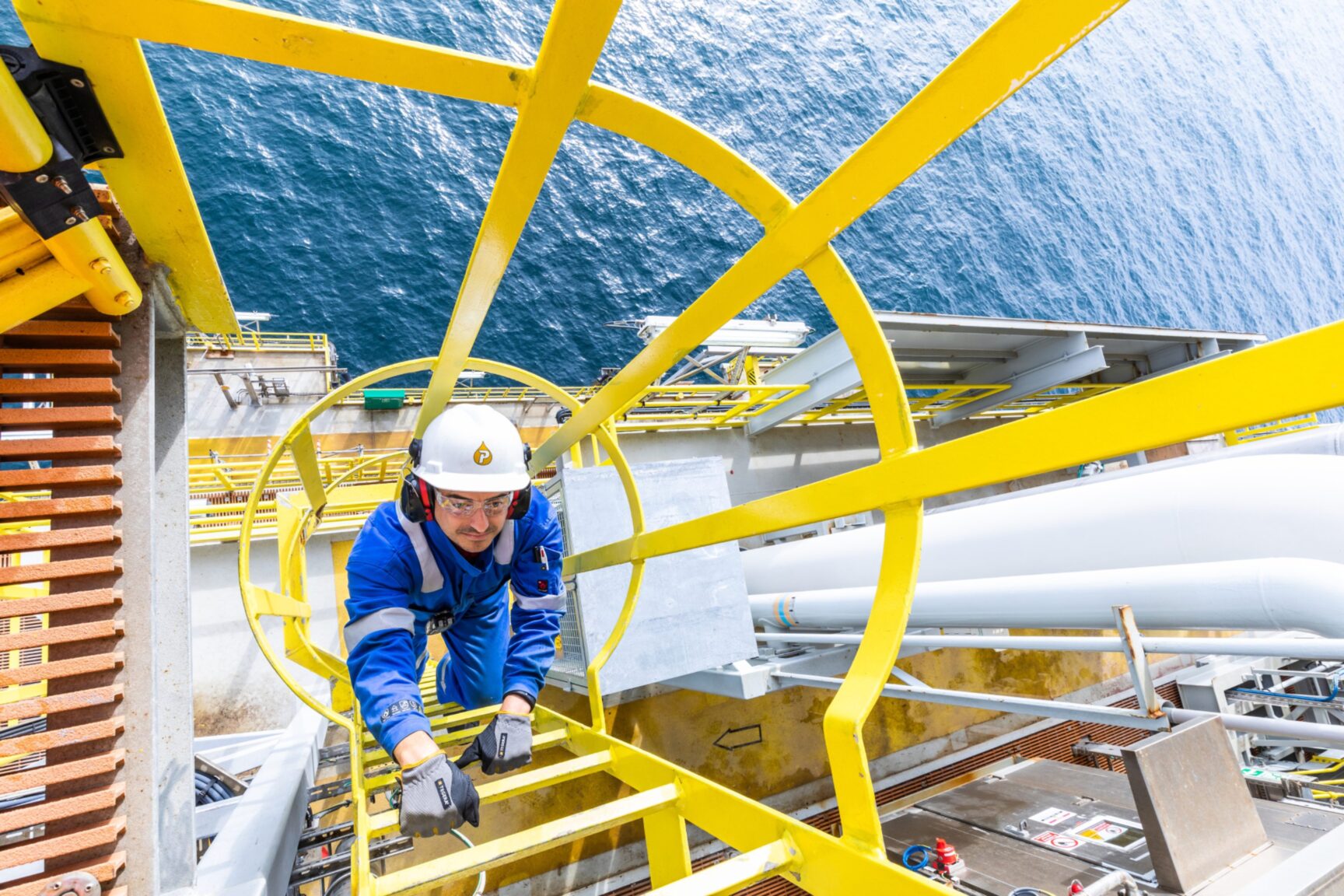 CB&I buys Petrofac Asset Solutions, saving Aberdeen jobs