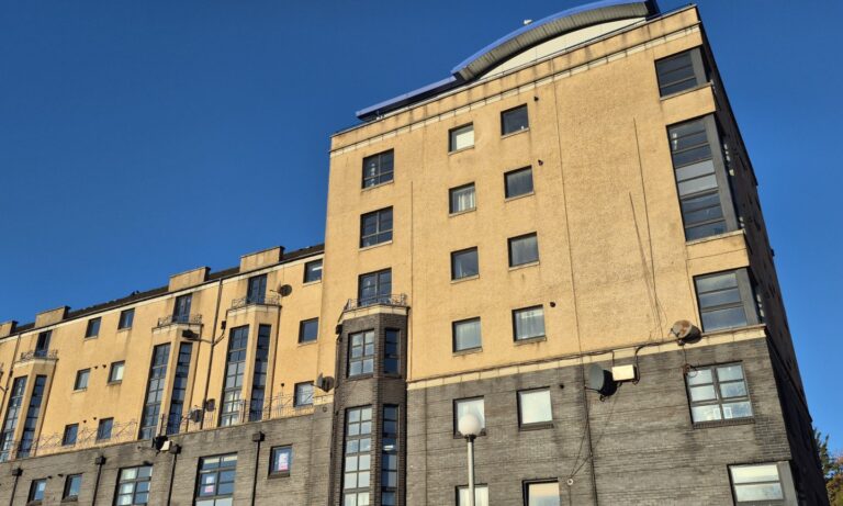 Riverside Drive Airbnb plan refused due to noise nuisance worries