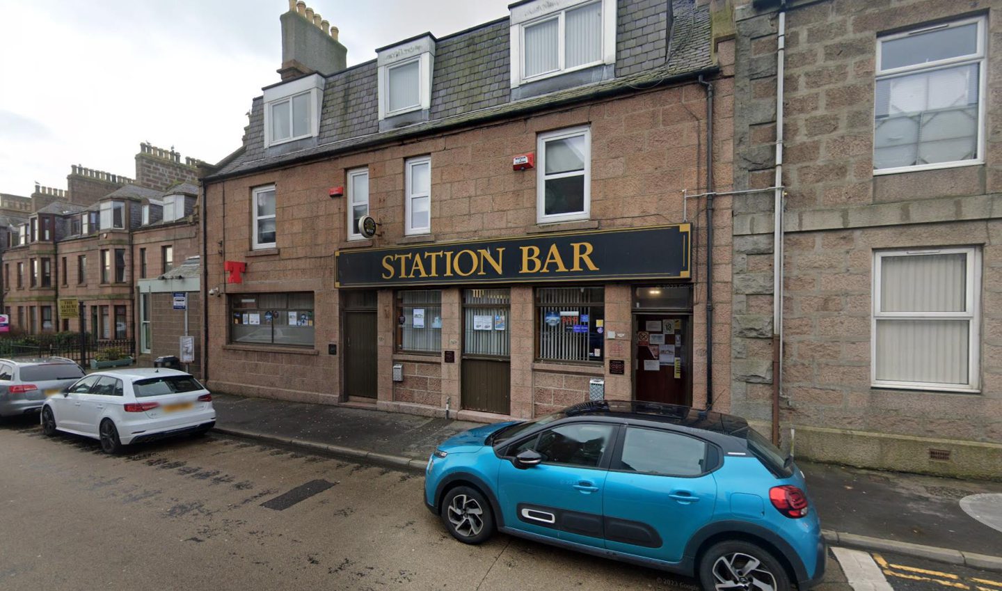 Peterhead man followed pubgoer into street before assault