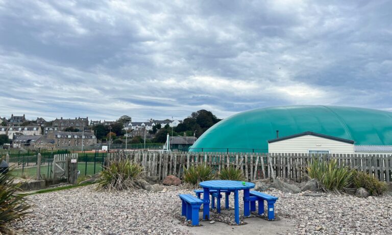 Stonehaven tennis dome - inside the inflatable