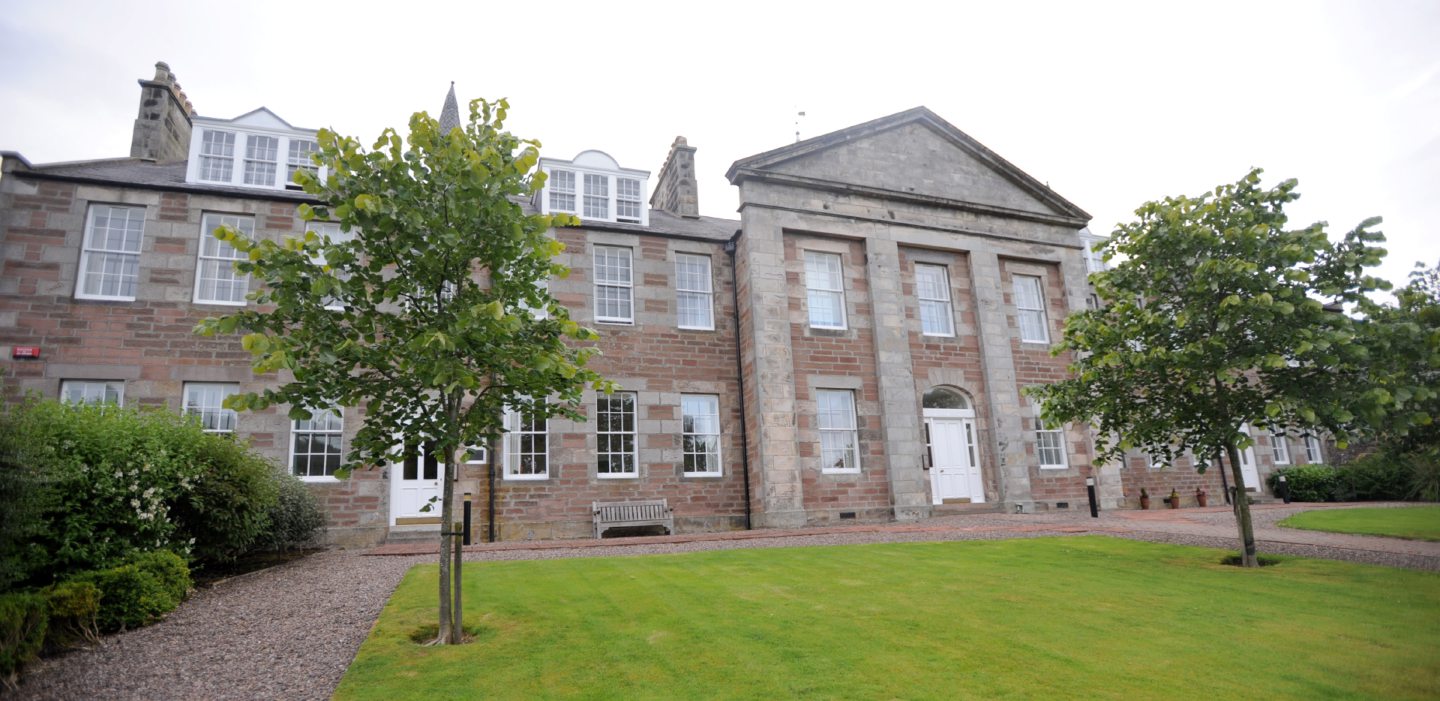 Couple get go-ahead to run Stonehaven Airbnb for three years