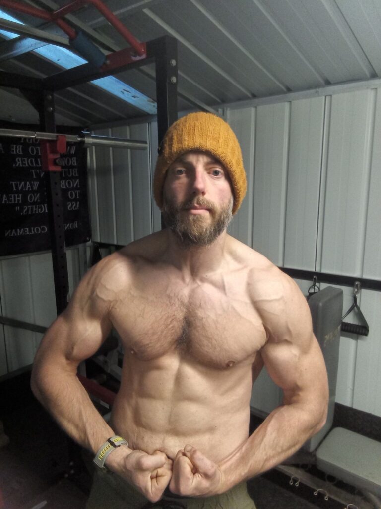 Shaun Stanworth: Aberdeenshire dad loses 100lbs in garden shed