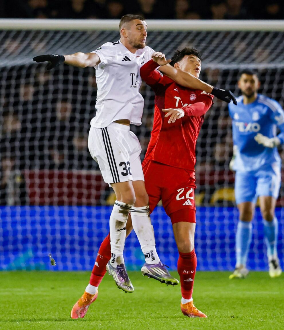 Aberdeen 1 FC Noah 1: Dons hopes of qualifying teeter on brink