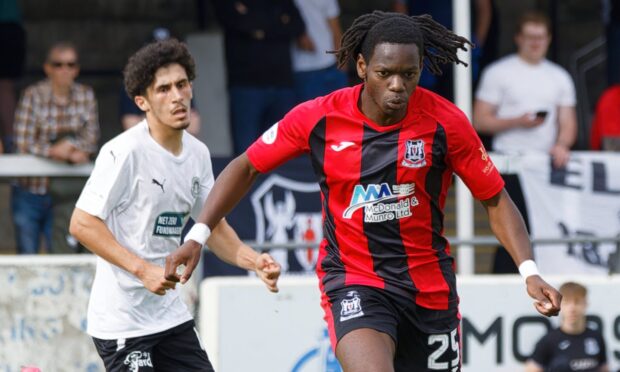 Irish winger playing for free at Elgin City in bid to win a deal