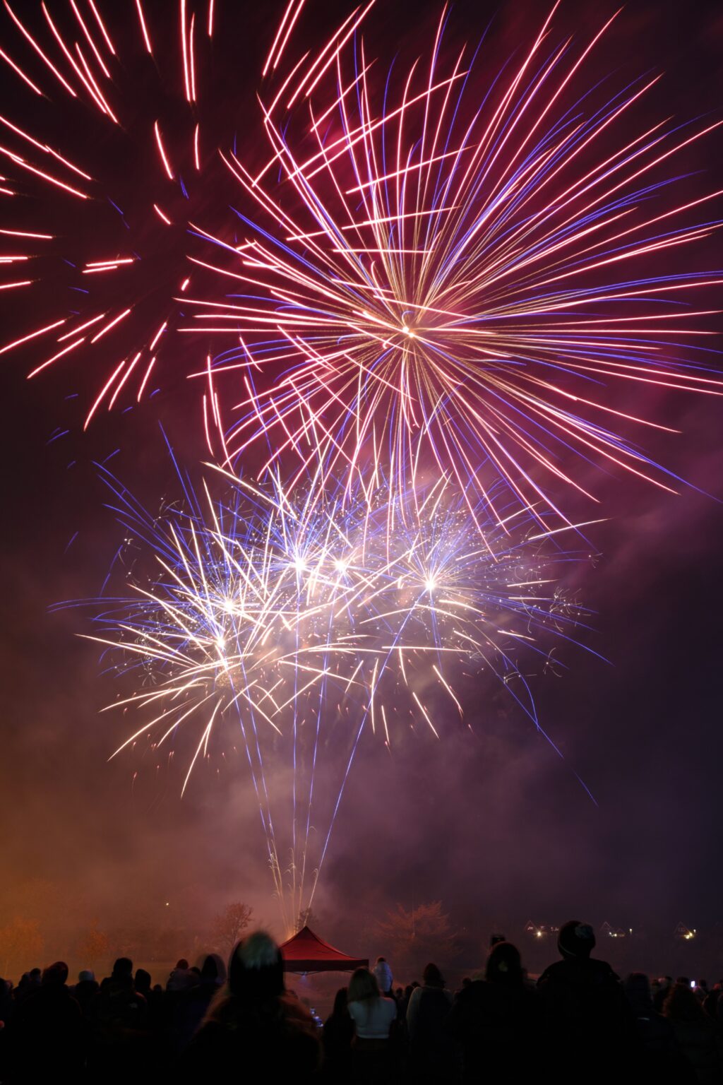 Gallery: Bonfire Night lights up Mineralwell Park in Stonehaven - Press ...