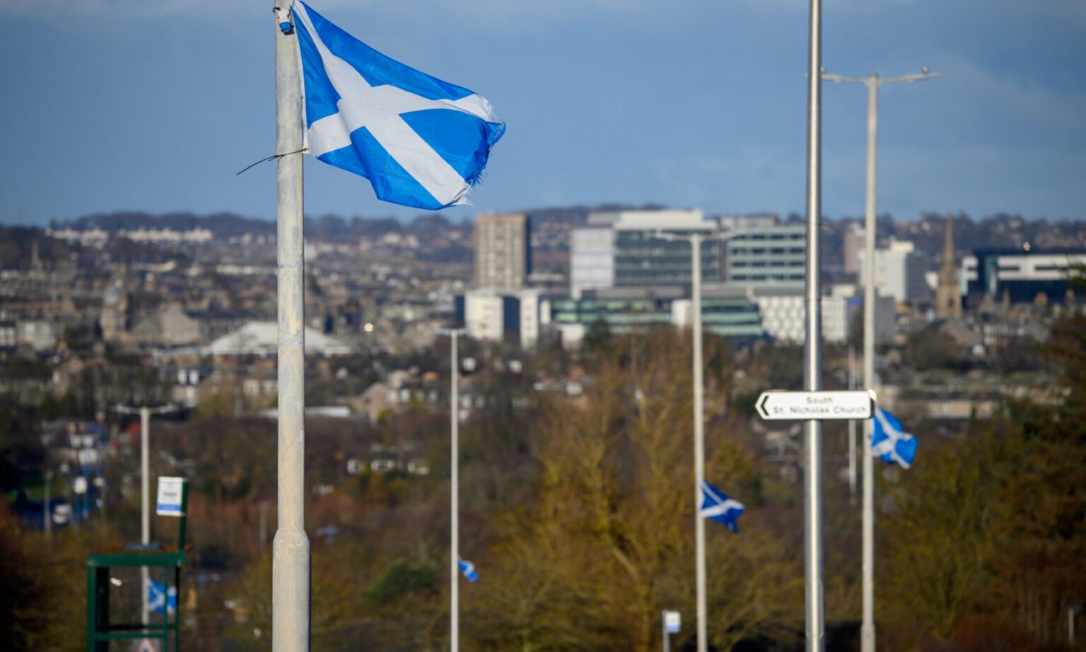 Aberdeen Council seeks contractor to take down illegal flags