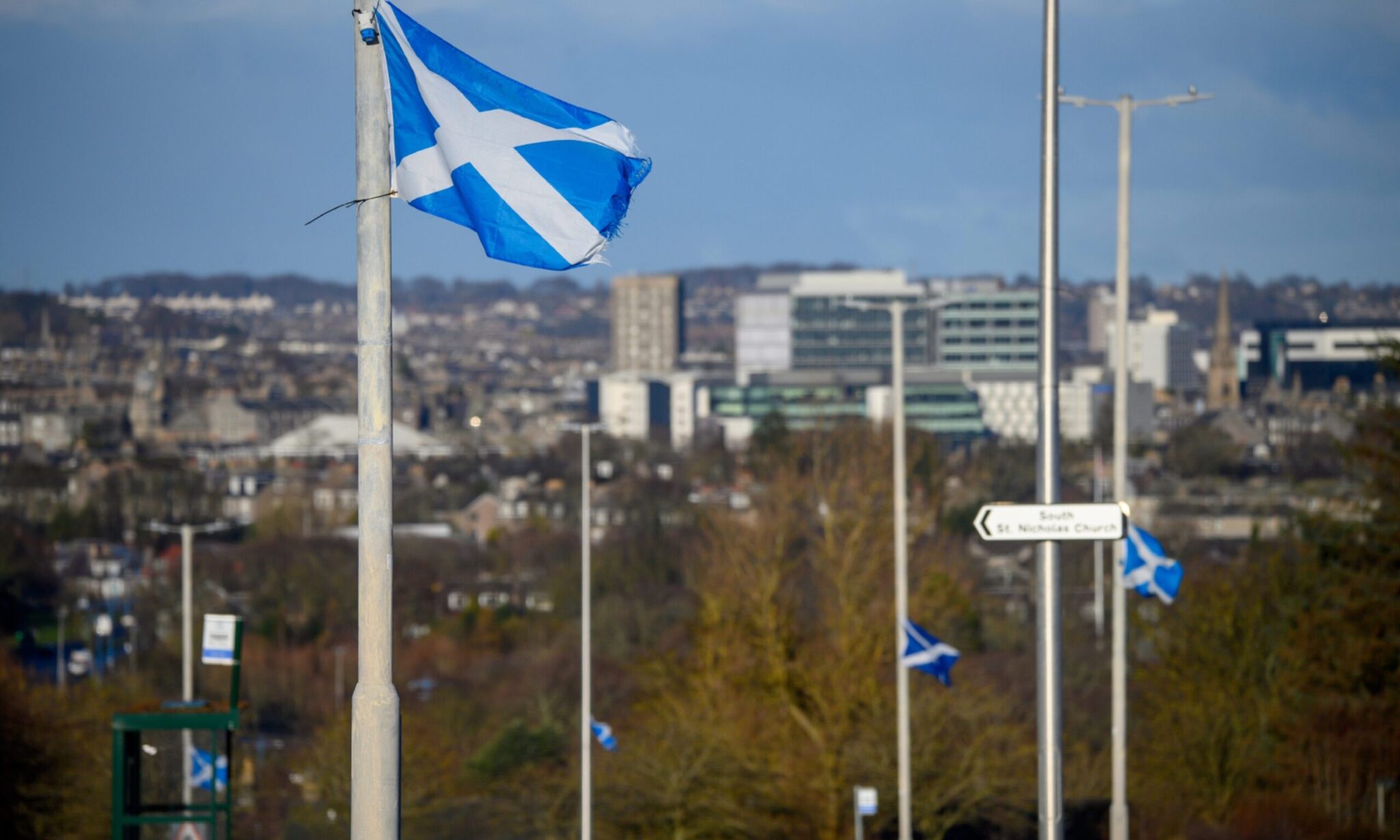 Aberdeen Council seeks contractor to take down illegal flags