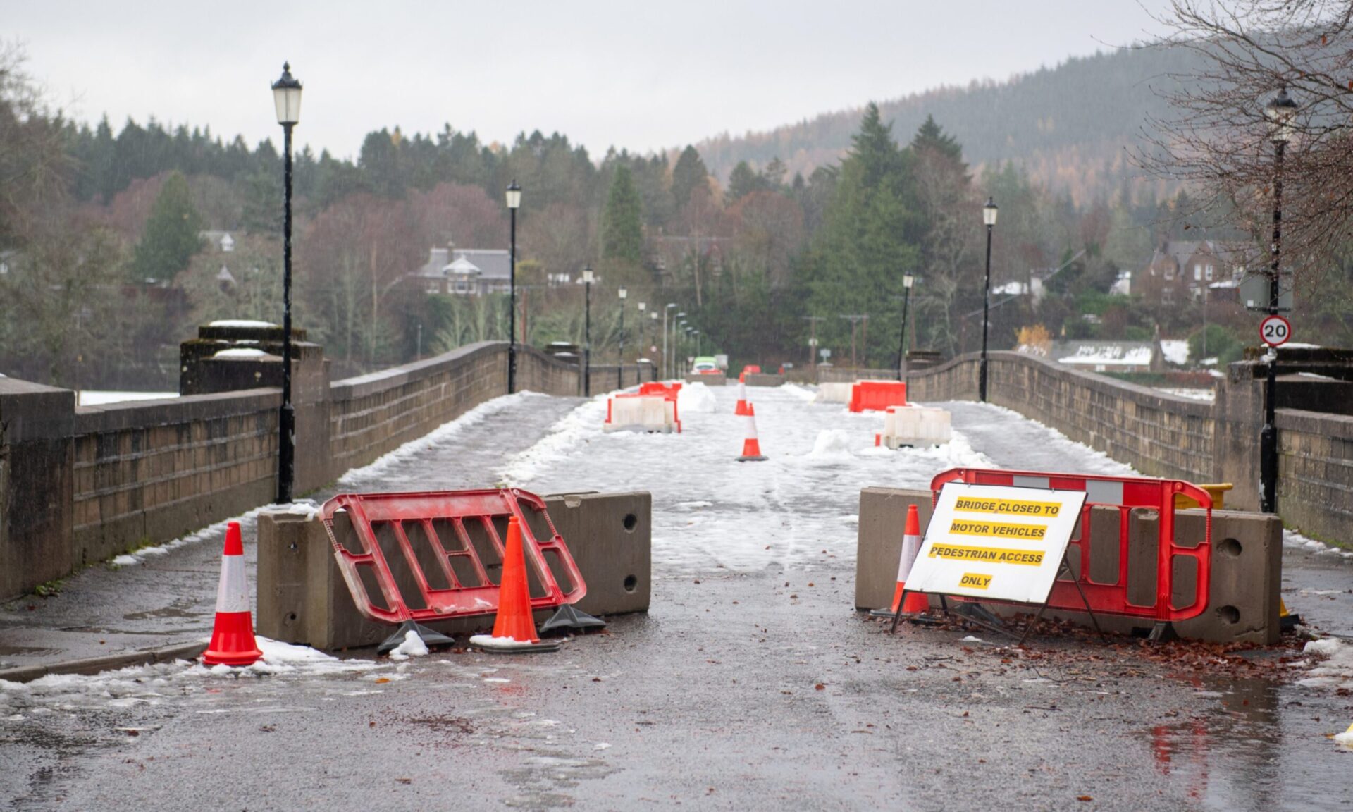 Birse residents fear Aboyne Bridge could be closed two more years