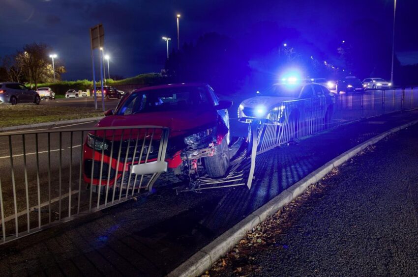 Car slams into North Anderson Drive boundary after crash