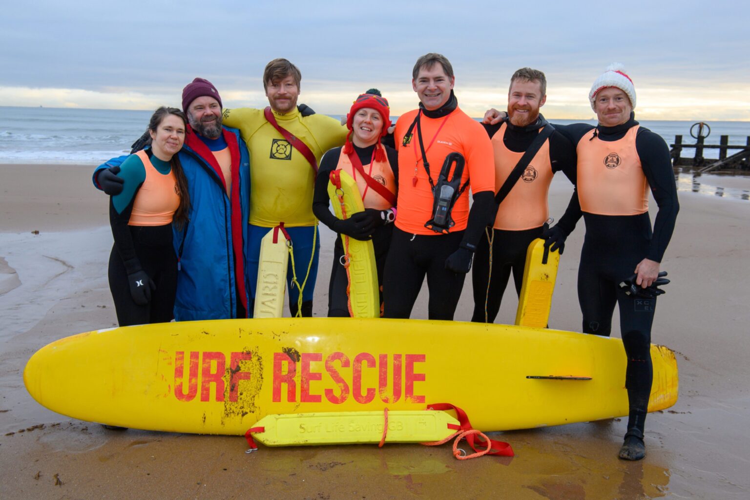Aberdeen boxing day nippy dip draws crowds to beach