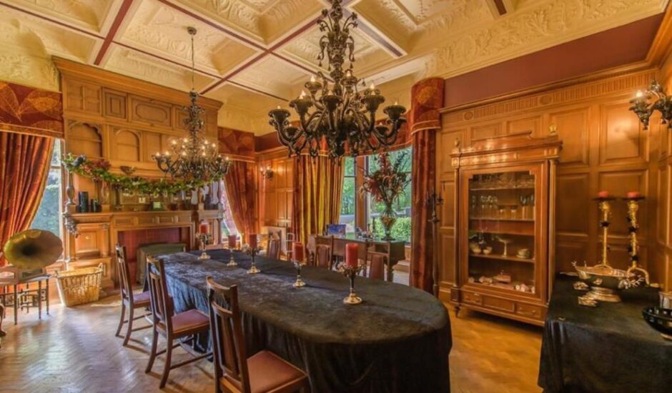 Unique Aberdeenshire mansion to go to auction for £900k