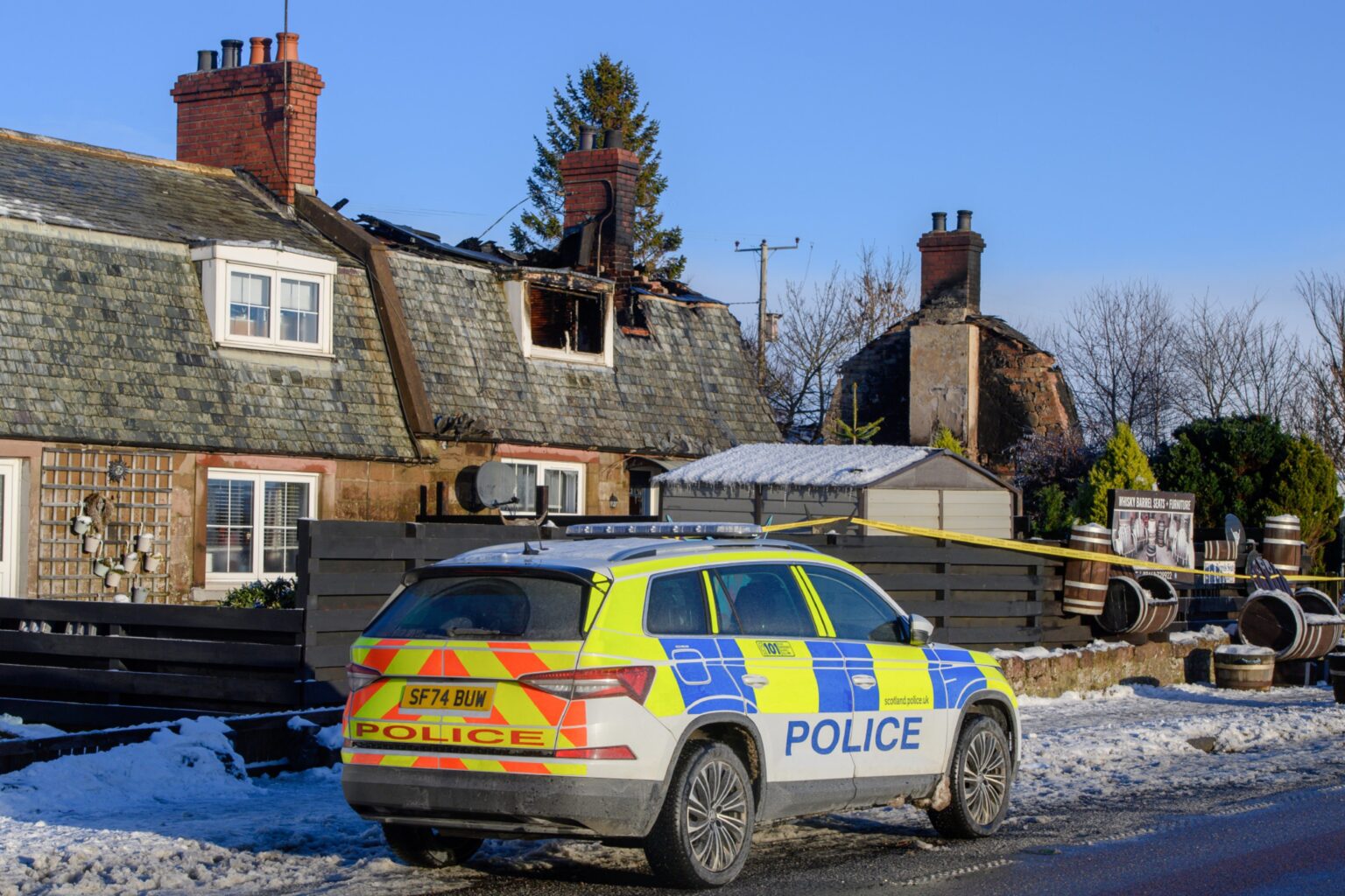 A90 closed as 7 crews tackle 'devastating' house fire