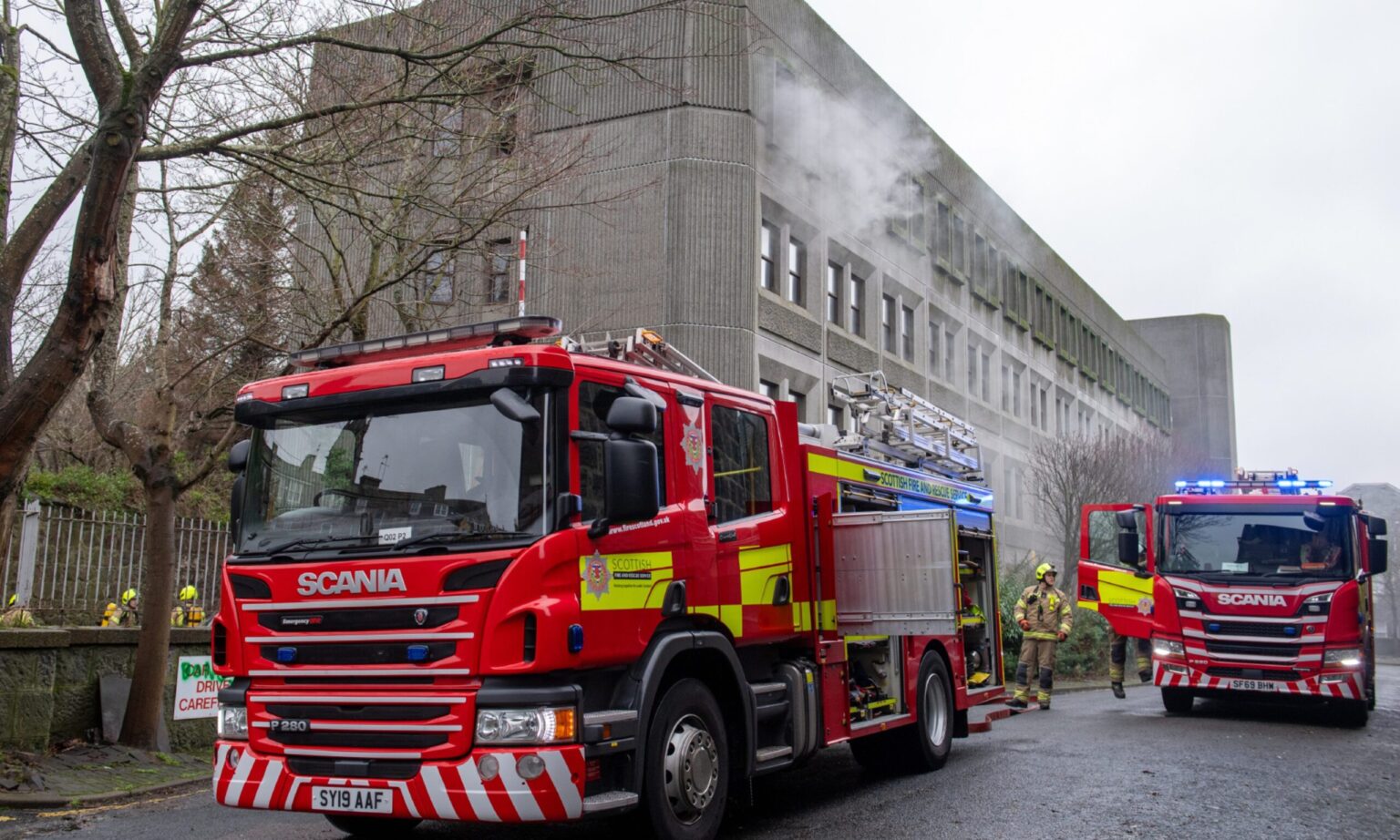 Fire breaks out at office block in Aberdeen city centre