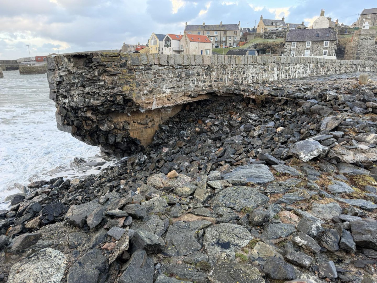 Emergency repair work to begin at damaged Portsoy Harbour