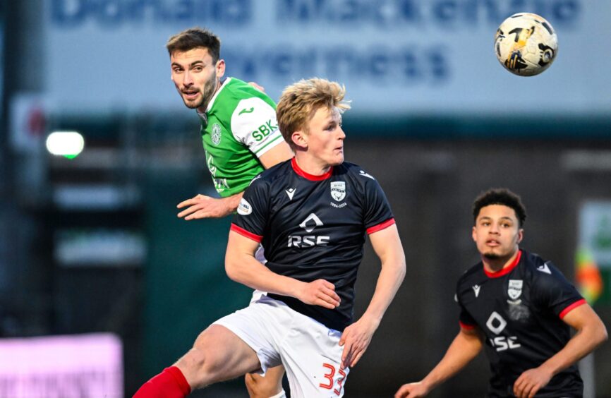 Ross County's Noah Chilvers gaining top-flight injury guidance