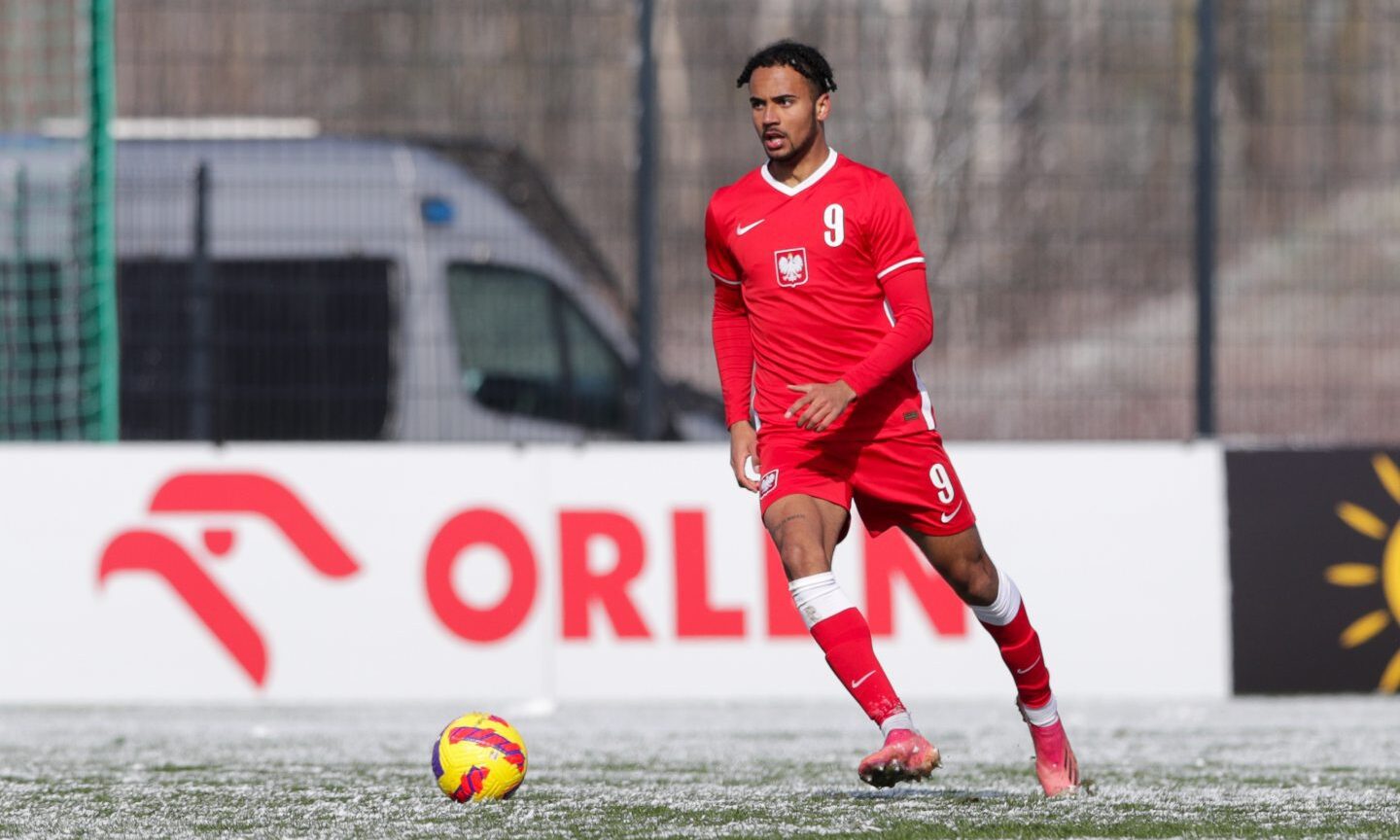 Ross County sign Polish under-20 defender