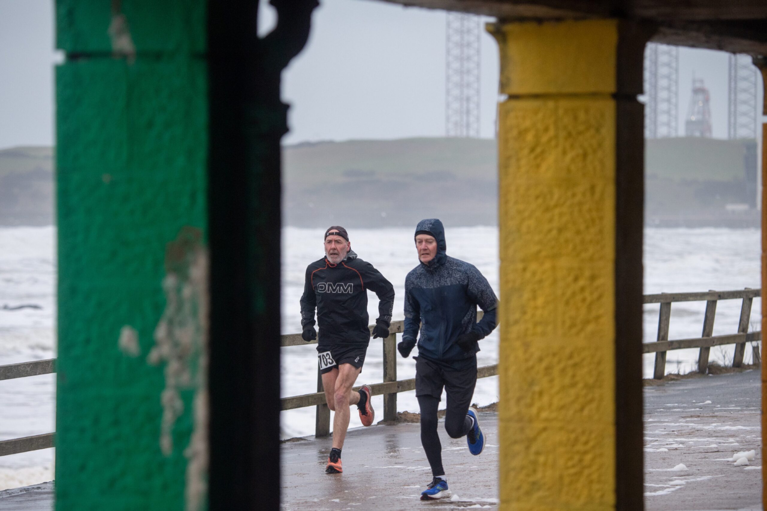 Aberdeen runners compete in Metro Proms 3K race